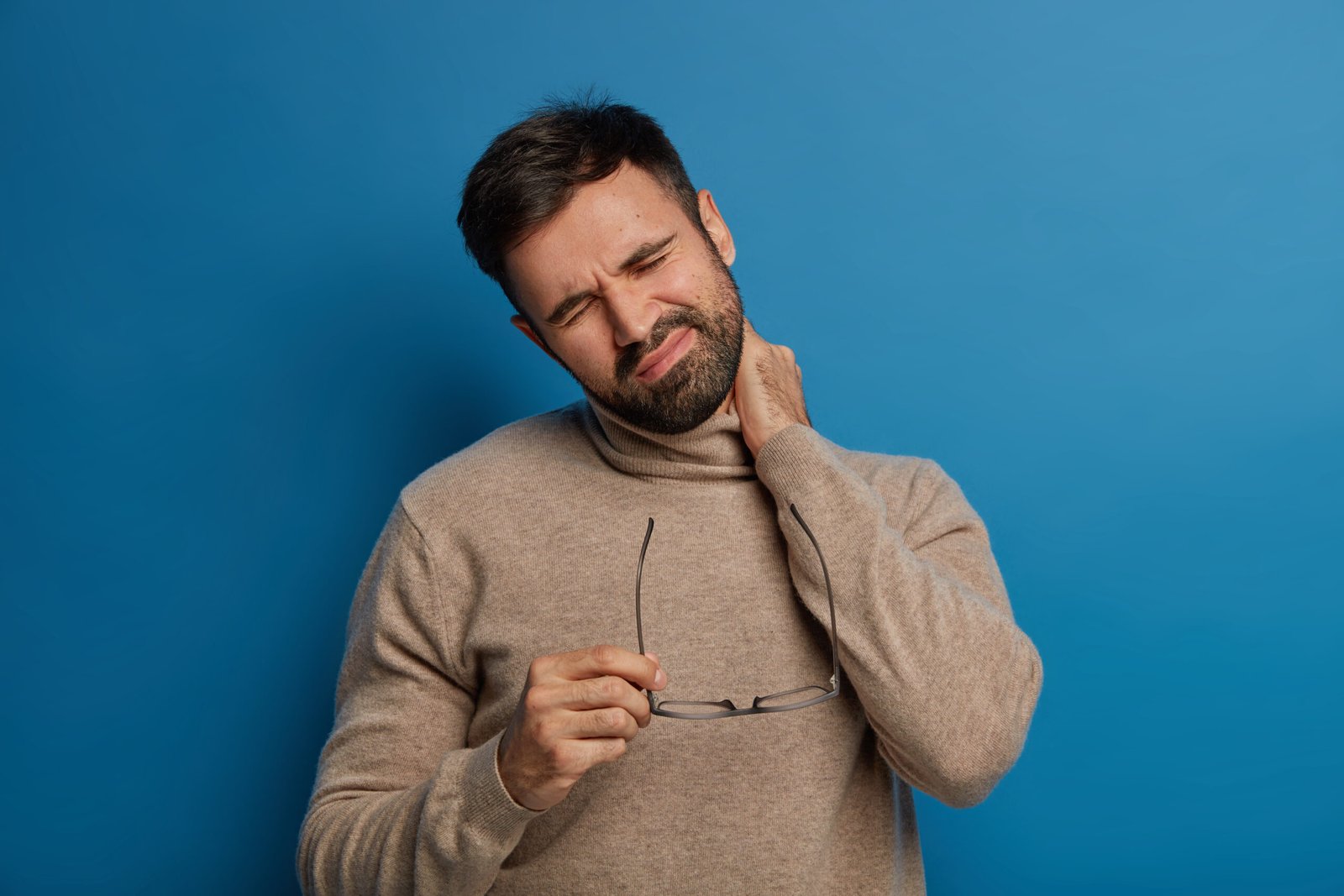 Espondilose cervical (artrose no pescoço): causas e tratamento